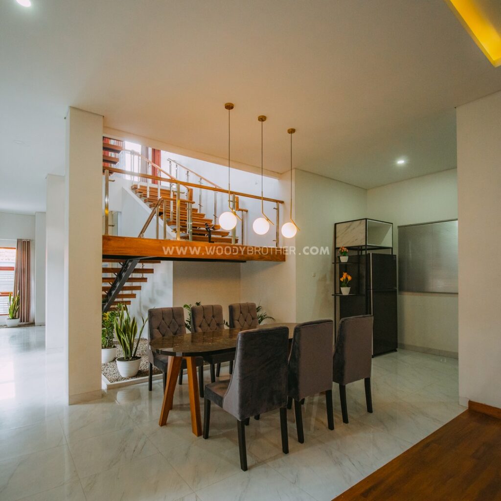 Zahra's House 2020 - WoodyBrother